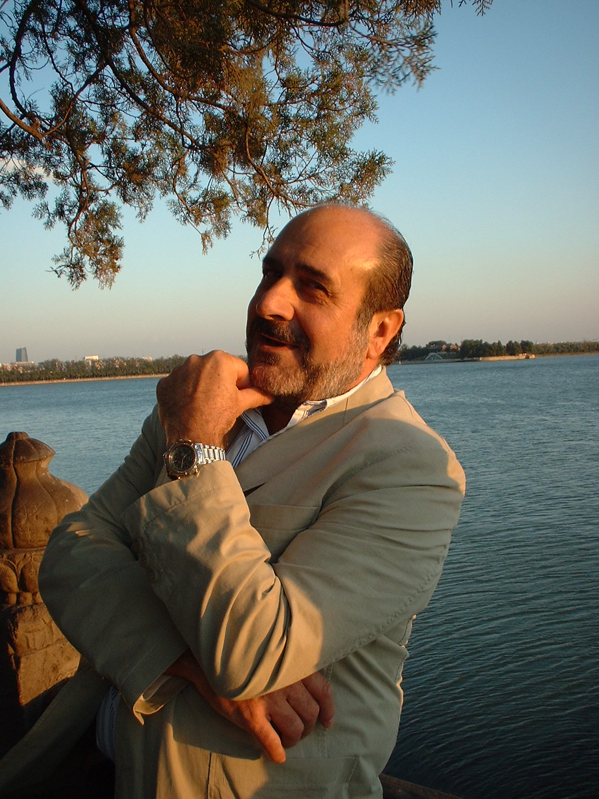 Pierre Mandrou (1944-2019) – Svom